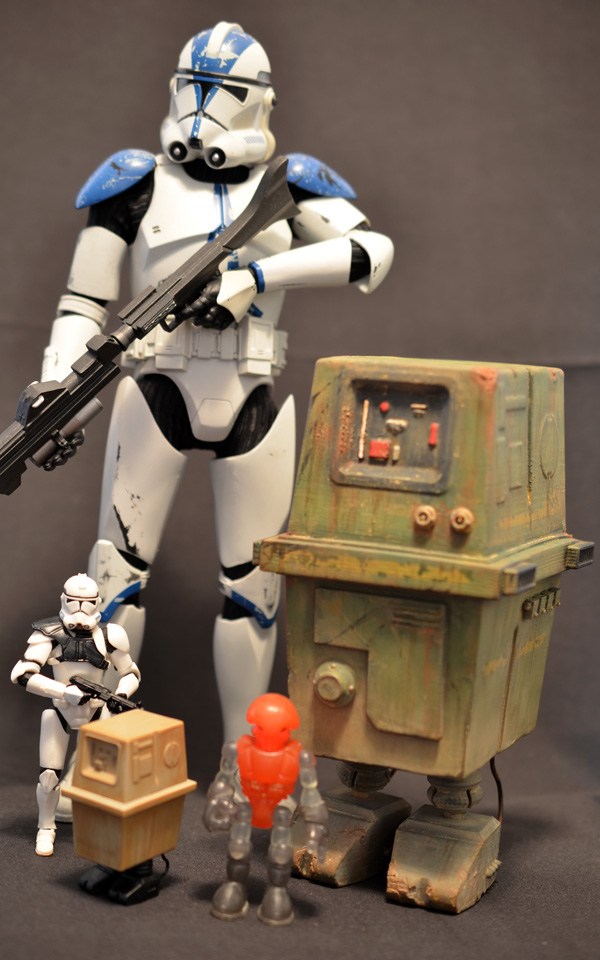 Star Wars 1/6 Scale Gonk Droid 3D Printed | Prometheus Rising Studios
